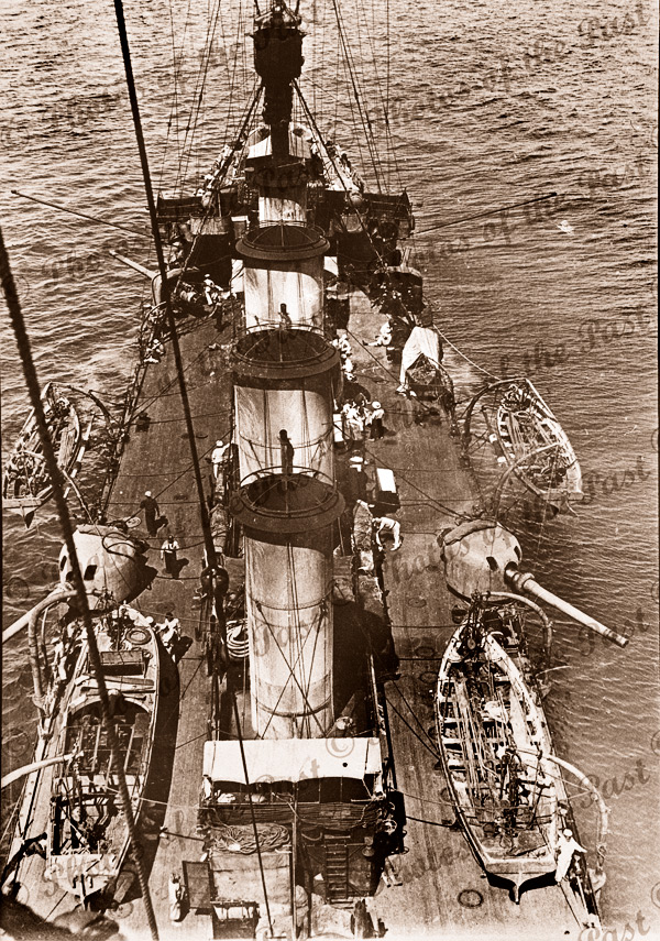 HMAS MELBOURNE – Photos of the Past