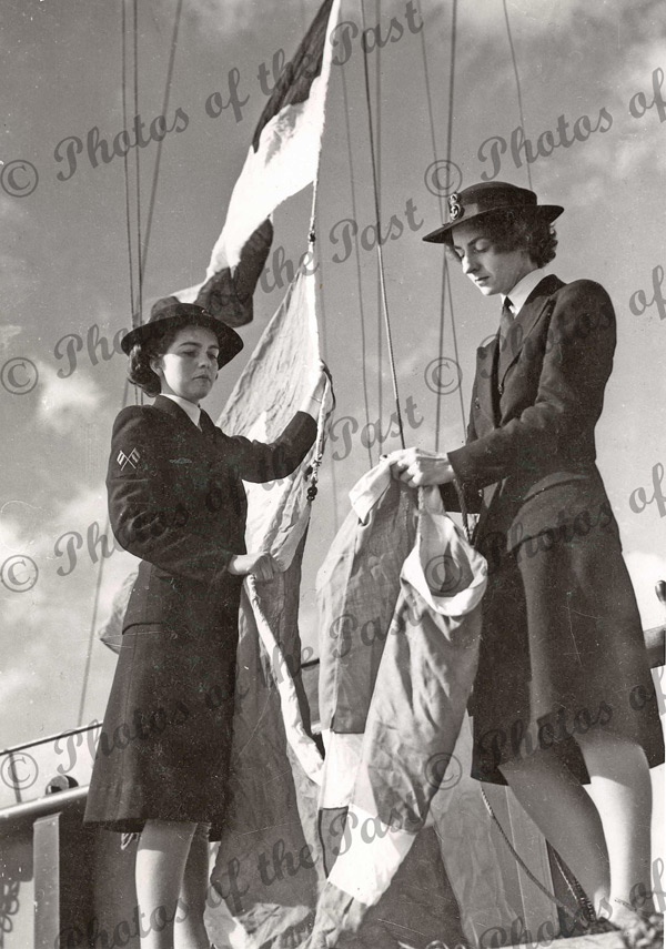 WRANS hoisting flags – Photos of the Past