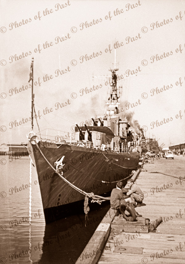hmas WARRAMUNGA – Photos of the Past