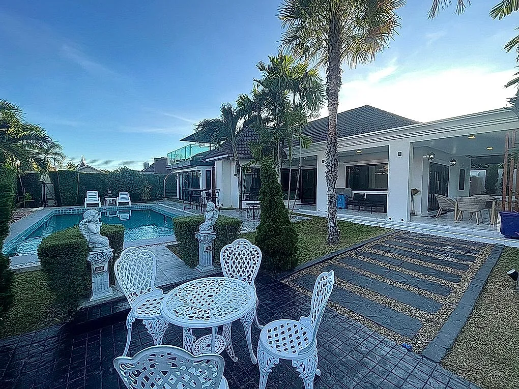 HSR14023 Four Bedroom House for Sale and Rent in East Pattaya | Pattaya ...