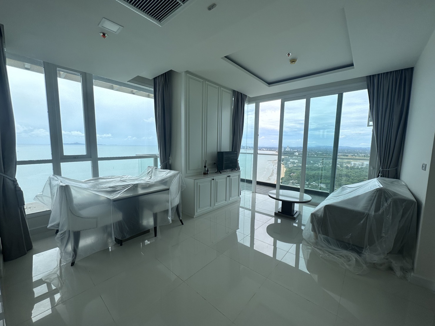 Penthouse For Sale | Pattaya Realty