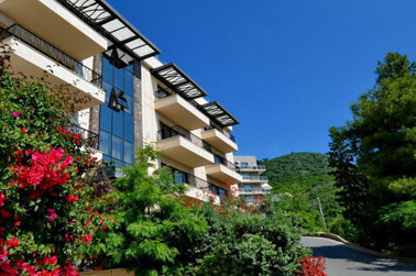 Budva Otelleri ve Budva Tatil Paketi - 2