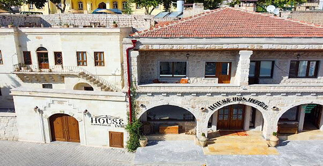 House 1938 Special Cave Hotel