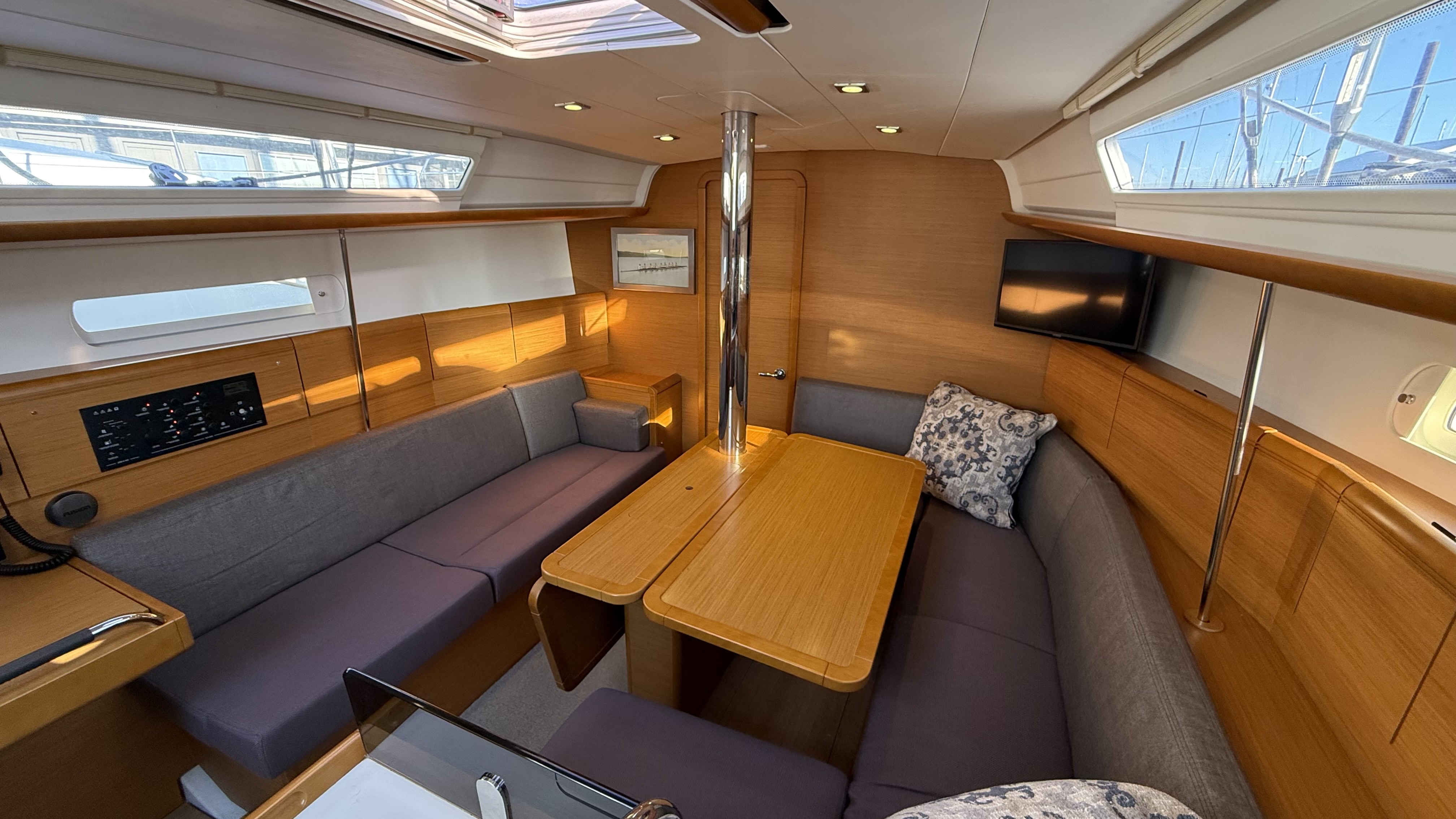 37 Jeanneau 2013 Portland Oregon