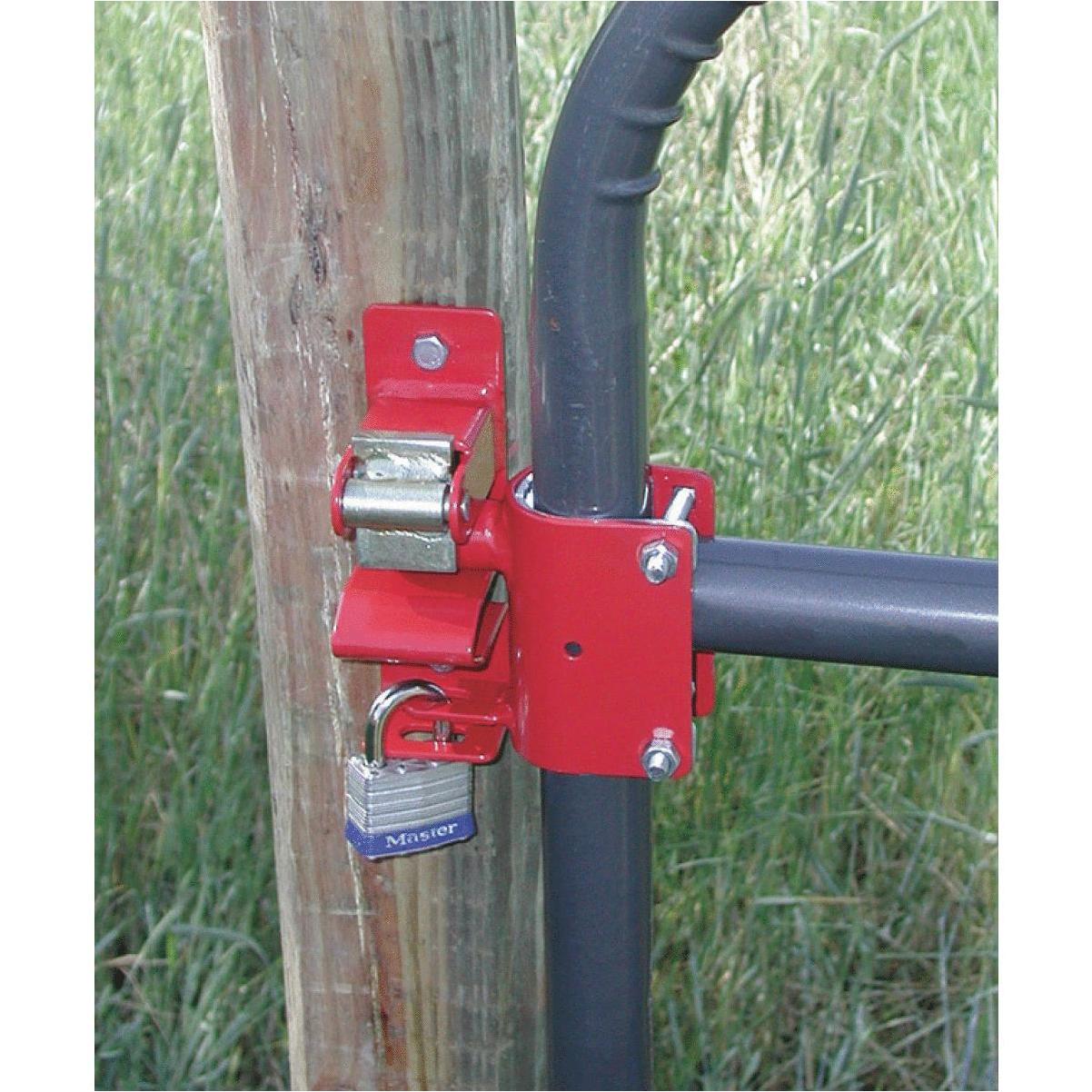 Speeco Lockable Steel Gate Latch | Elitsac, Inc.