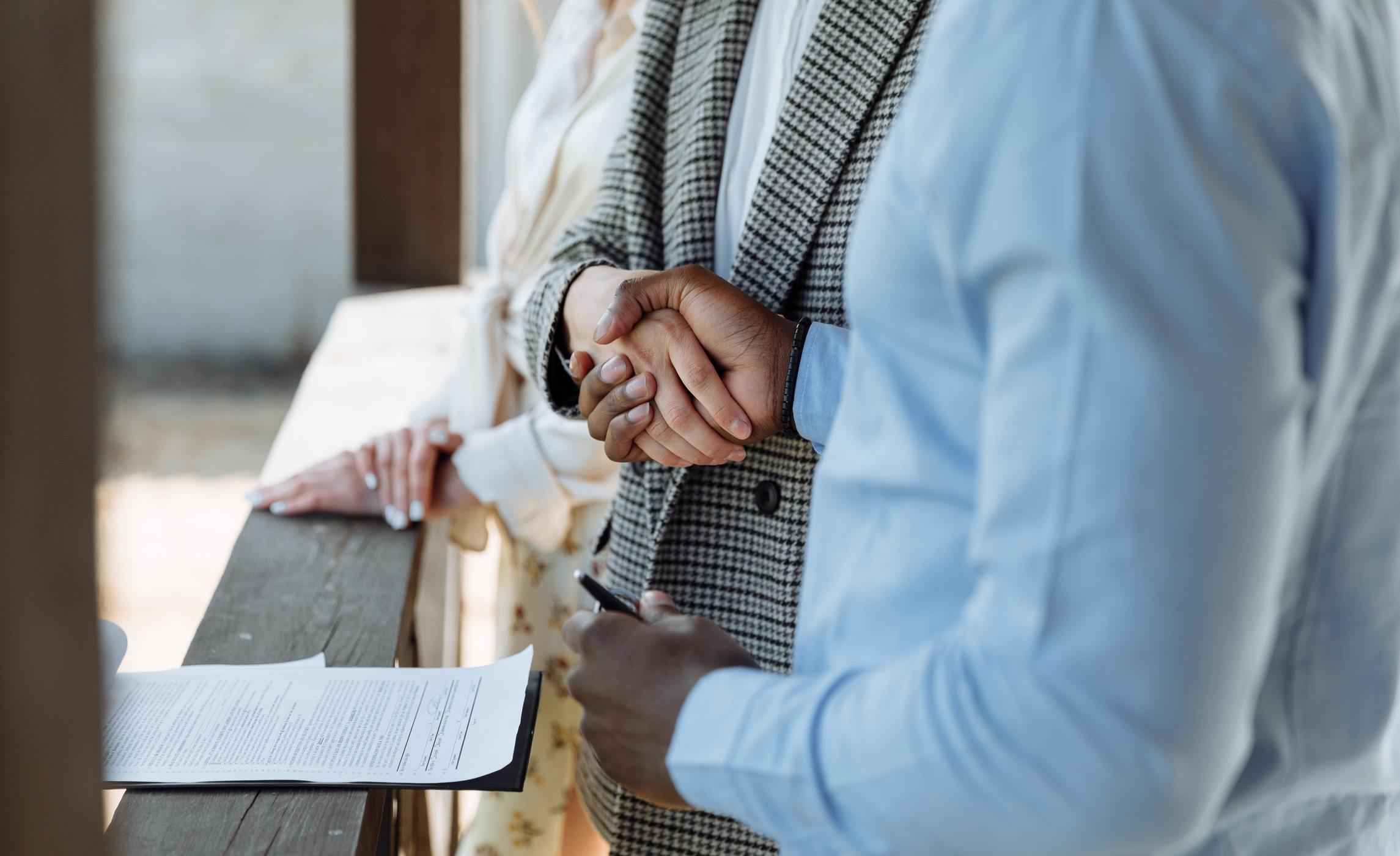 Wholesaling Real Estate Guide (2024) | PropertyClub