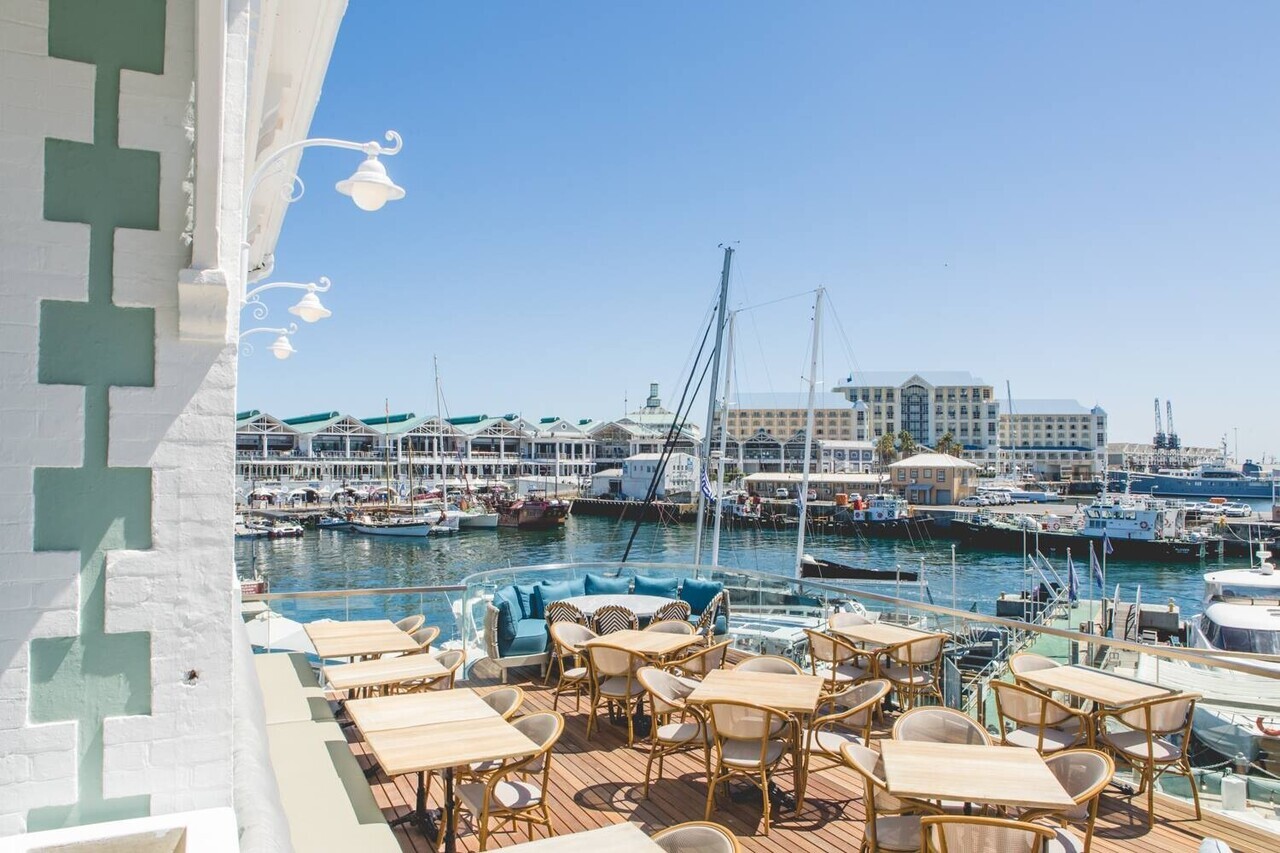 Life Grand Cafe V&A Waterfront - Cape Town | Diningcity.co.za