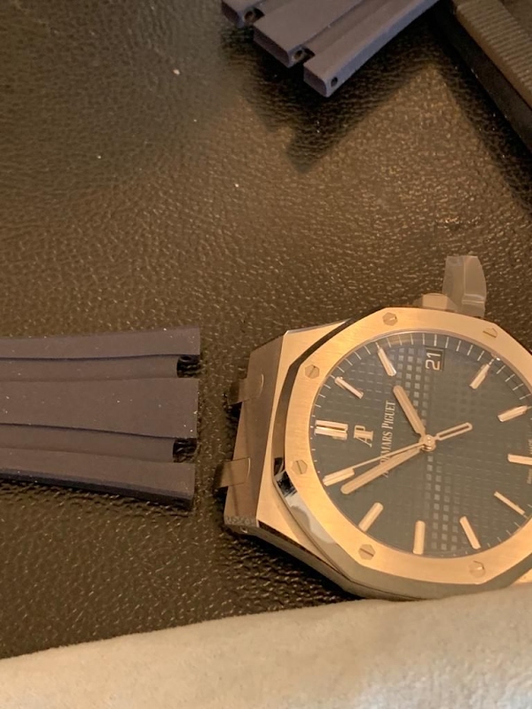 Audemars Piguet - Transformed the AP Royal Oak 15500ST to rubber strap