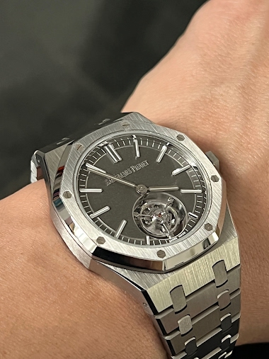 Audemars Piguet - Terminator Titanium Tourbillon...