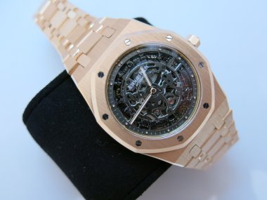 Audemars Piguet - Royal Oak Openworked Extra-Thin pink gold