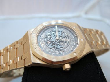 Audemars Piguet - Royal Oak Openworked Extra-Thin pink gold