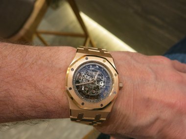 Audemars Piguet - Royal Oak Openworked Extra-Thin pink gold