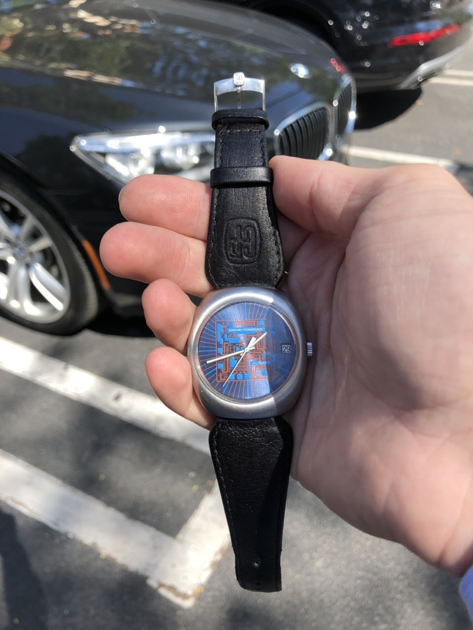 Girard Perregaux - Cool way to start my Monday, with GP 9444 Quartz cal 350