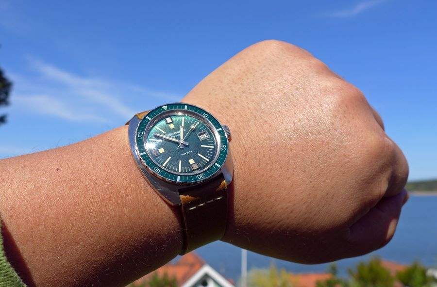 Girard Perregaux - Shot of the day: GP Deep Diver 9076 C