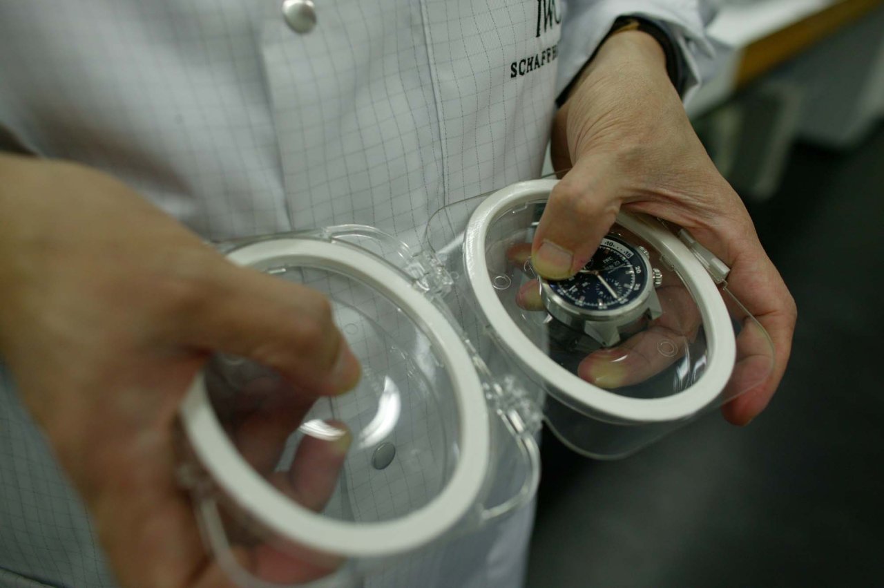 - IWC transportation protocols for watches & parts (behind scenes)