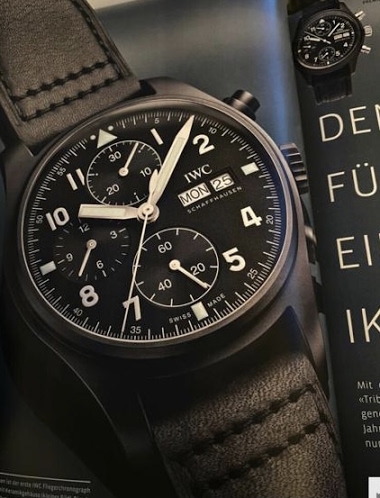 - The new pilot chrono. Pics inside the thread.