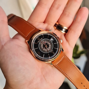 JLC - Strap change for my JLC Master Control Memovox Timer