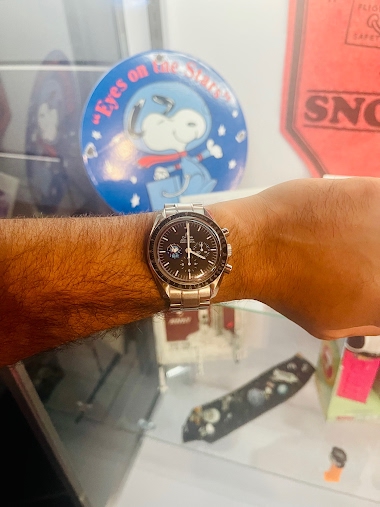 Omega - Official WatchProSite Reviews of luxury Wristwatches for ...