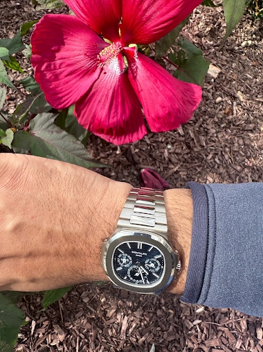 Patek Philippe - Patek Nautilus 5740G