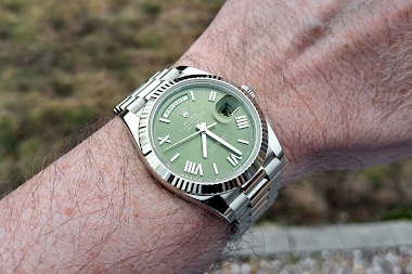 Rolex - An elegant classic for tonight's opening of the philharmonic ...