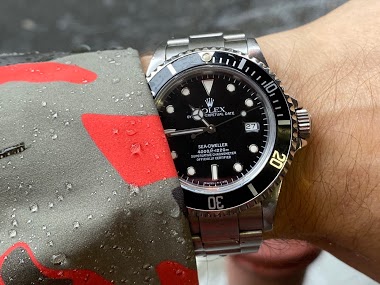 Rolex - Back in black, and back to basics this weekend.