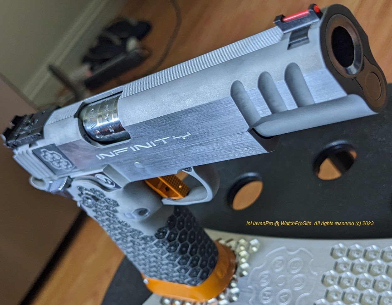 TimeOut - Strayer-Voigt Infinity 2011