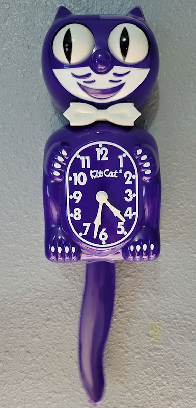 TimeOut - Post Your Wall Clocks