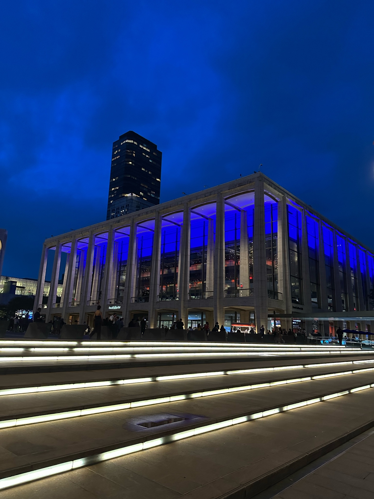 TimeOut - Metropolitan Opera and Lincoln center in it’s full glory