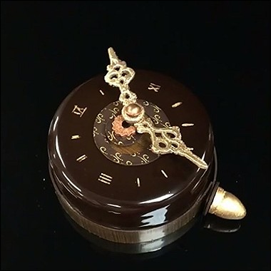 TimeOut - The delicious clock by Amaury Guichon