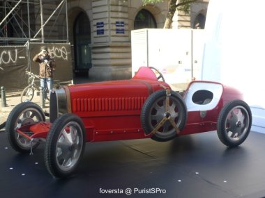 TimeOut - The cars of Tintin