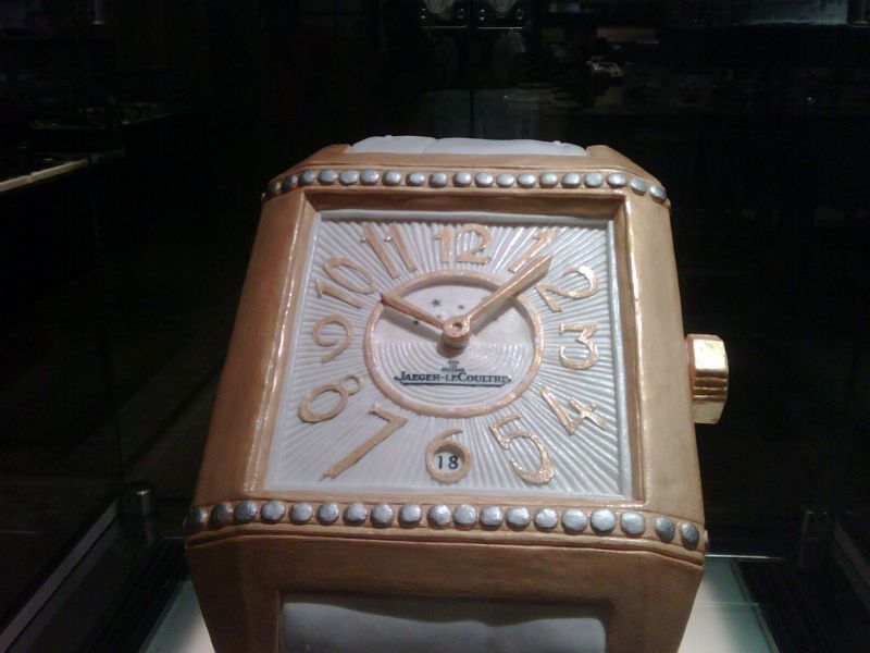 TimeOut - Watch Cake