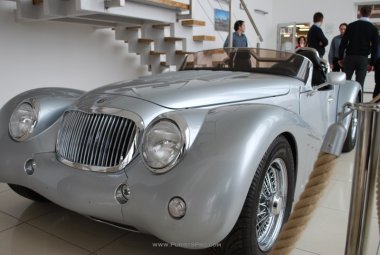 TimeOut - Hand Made Cars