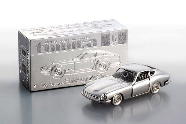 TimeOut - From platinum Gundams to platinum car to....