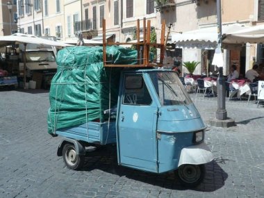 TimeOut - The wonderful cars of Rome