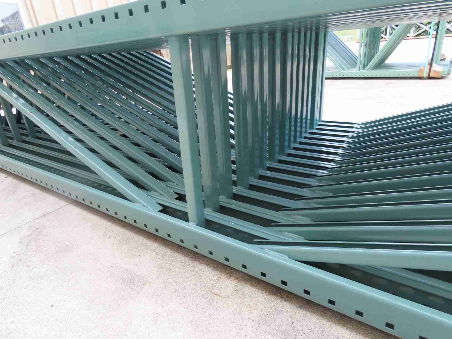 How to Disassemble Pallet Racking? - RackingWorld