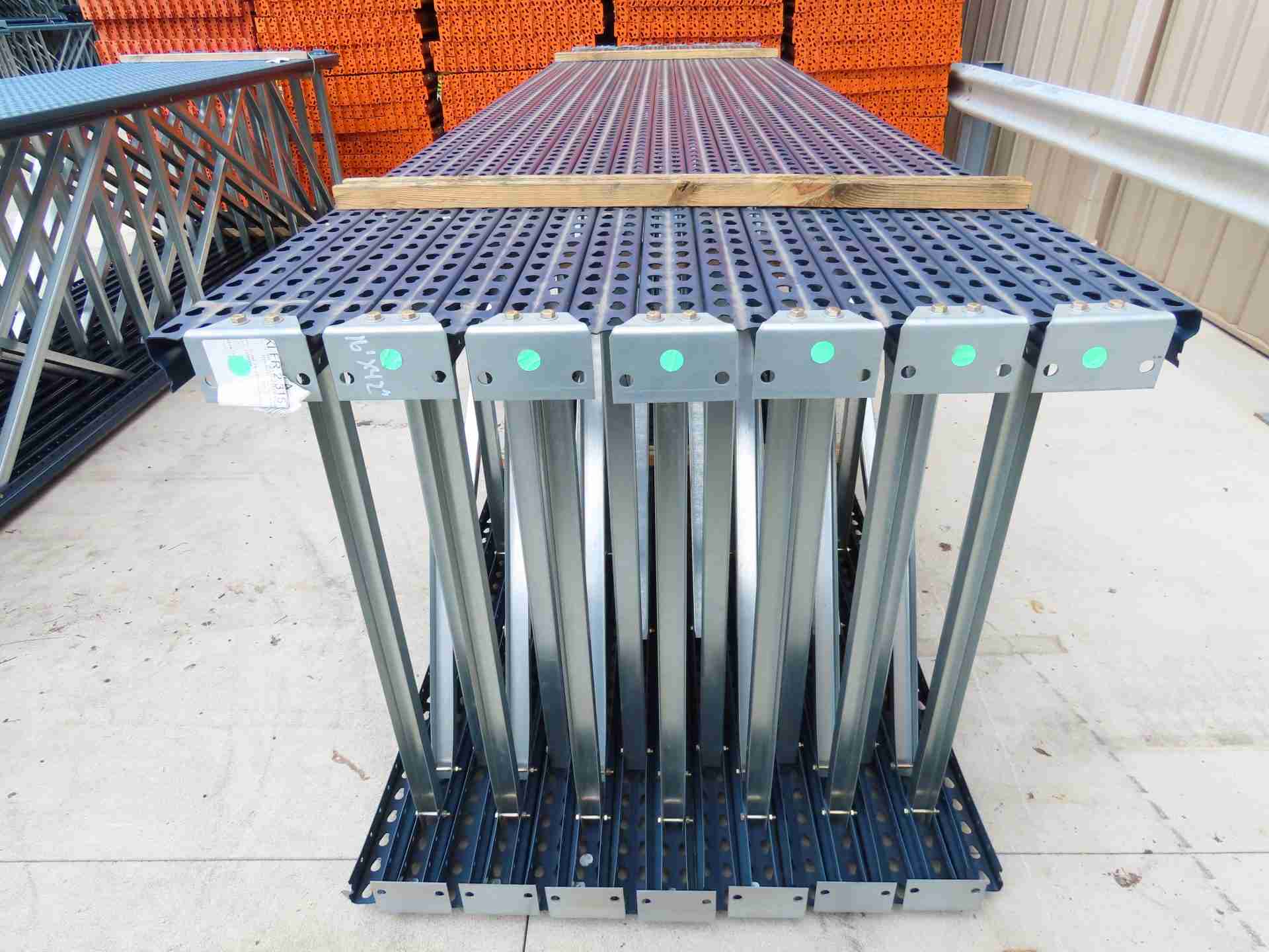 How Do Pallet Racking Systems Benefit Warehouse Operations? - RackingWorld