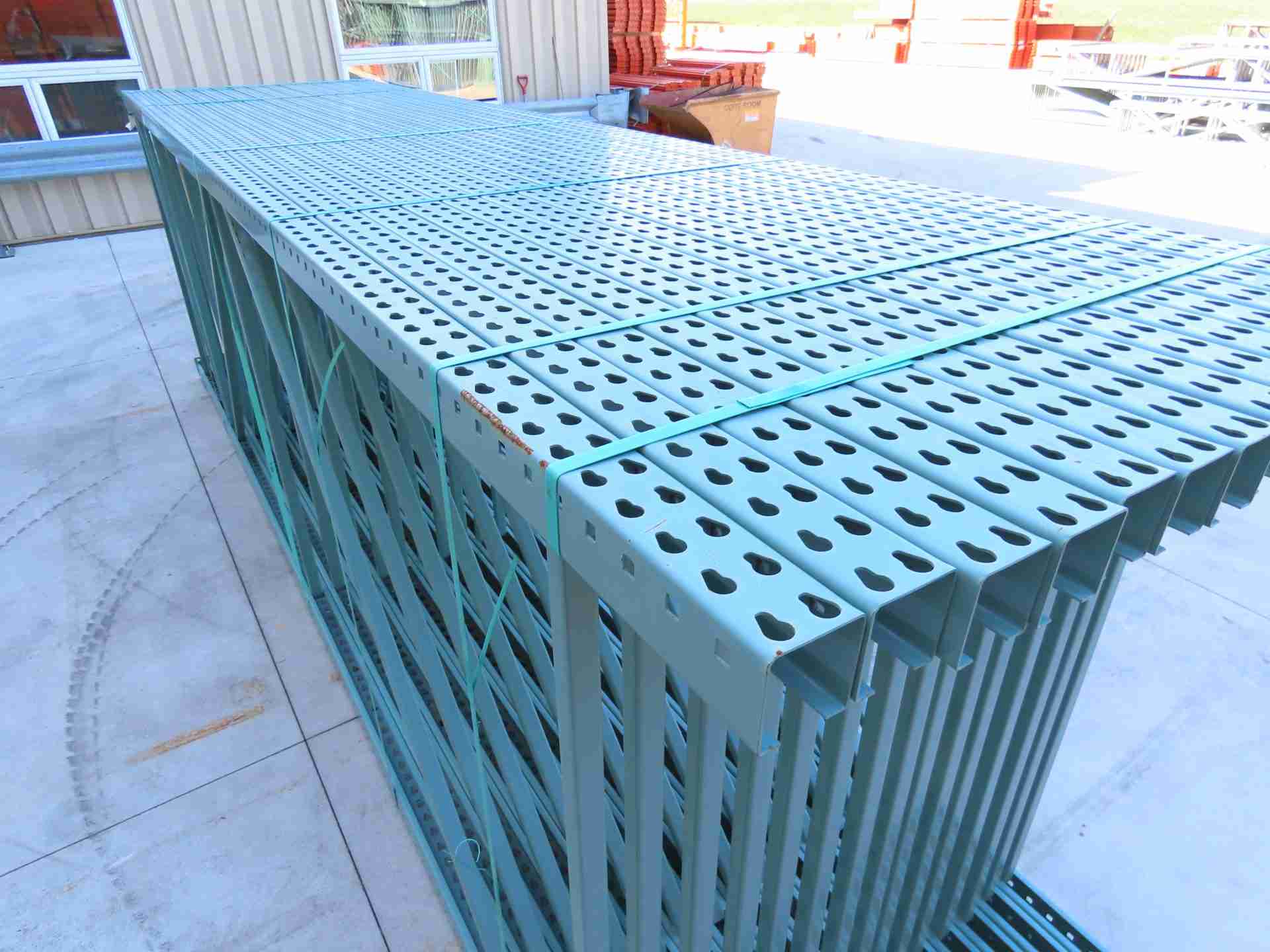 What Is The OSHA Warehouse Aisle Width? - RackingWorld