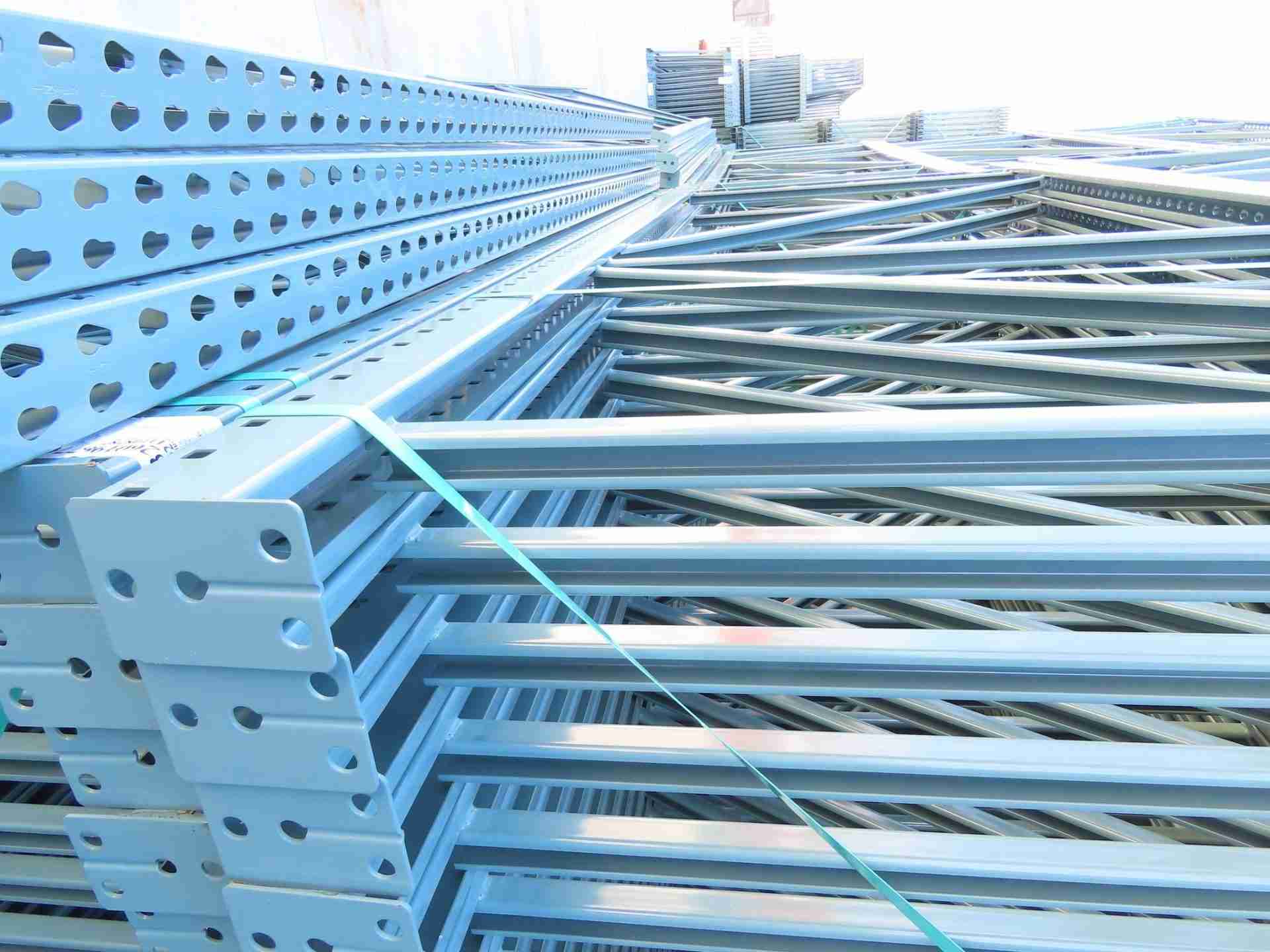 How Can Color-Coding Improve Warehouse Organization? - RackingWorld