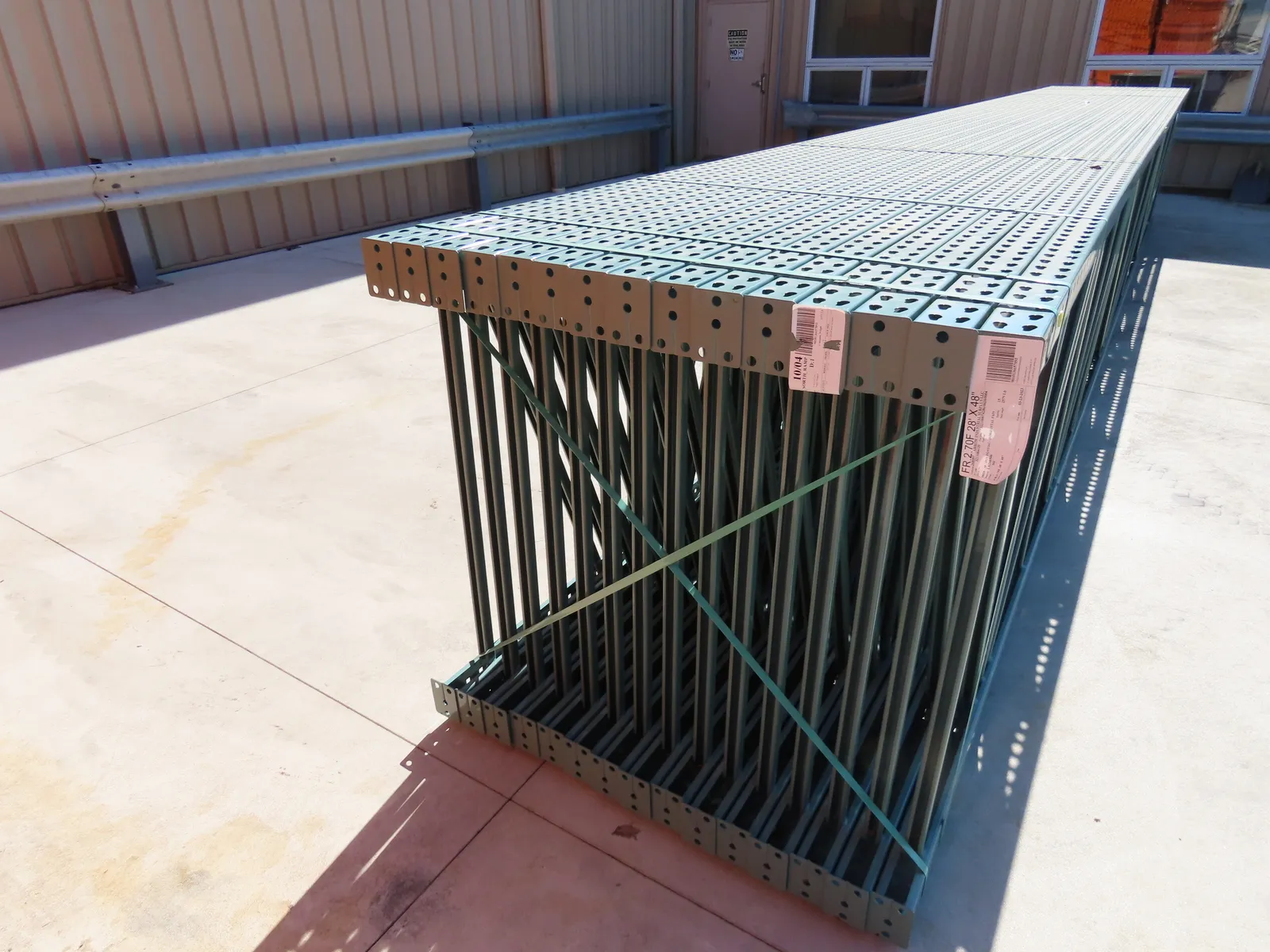 What Is Adjustable Pallet Racking - RackingWorld