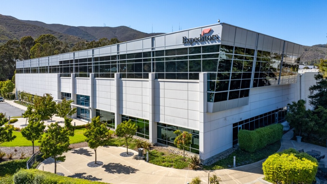 Expeditors | 3PL & Fulfillment Warehouse in Brisbane, CA - Racklify