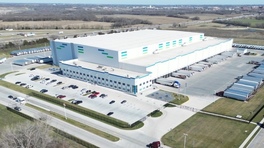 Lineage Logistics | 3PL & Fulfillment Warehouse in Olathe, KS - Racklify