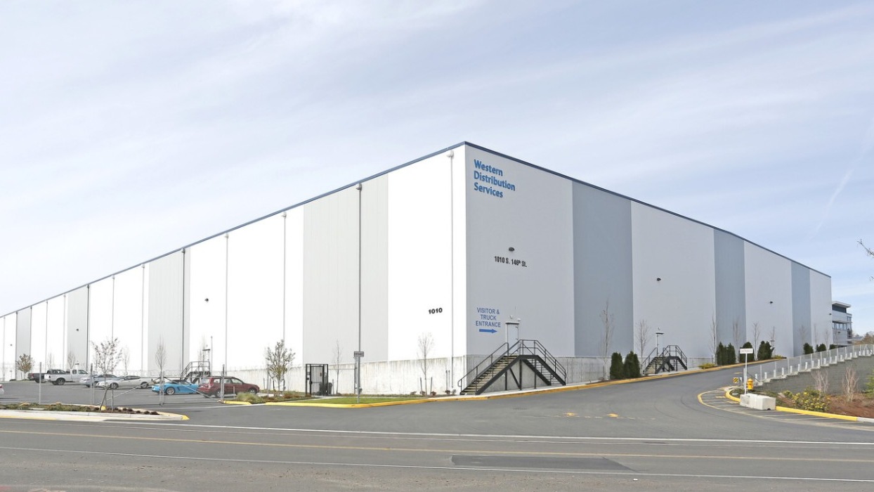 Lineage Logistics | 3PL & Fulfillment Warehouse in Burien, WA - Racklify