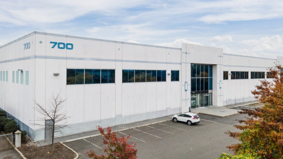 Advanced Warehouse | Warehousing & Logistics - Online Logistics Hub for ...