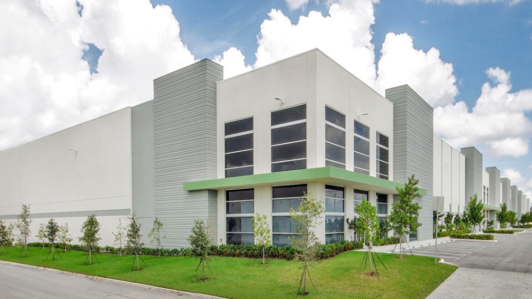 AIT World Logistics | 3PL & Fulfillment Warehouse in Miami, FL - Racklify