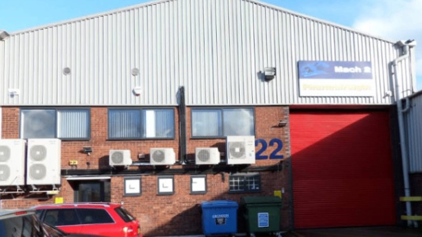 AIT World Logistics | 3PL & Fulfillment Warehouse in Ashford, England ...