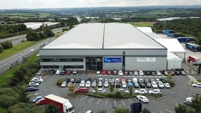 Expect Distribution | 3PL & Fulfillment Warehouse in Bradford, England ...