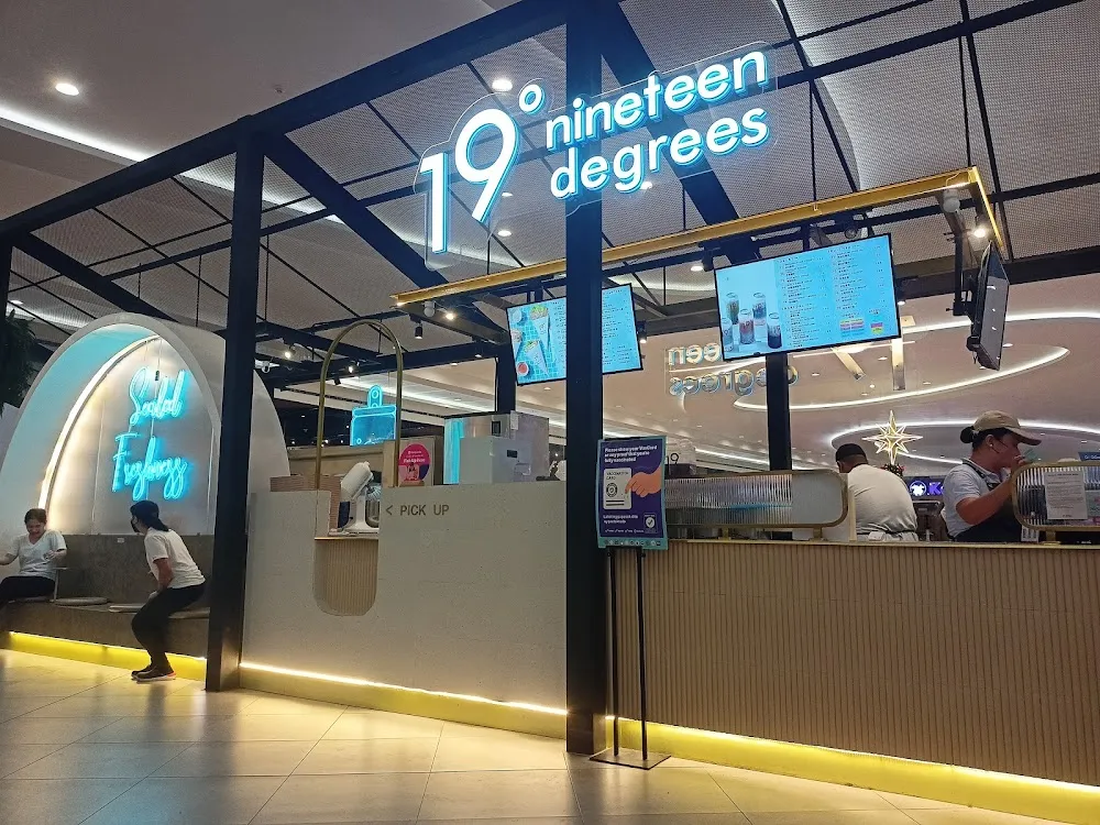 Nineteen Degrees Mall of Asia Food Hall at Metro Manila, Pasay
