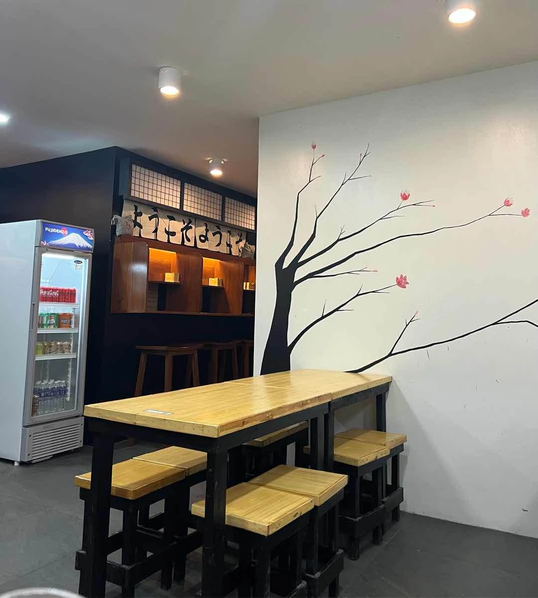Ramen & Grill Station at Rizal, Baras