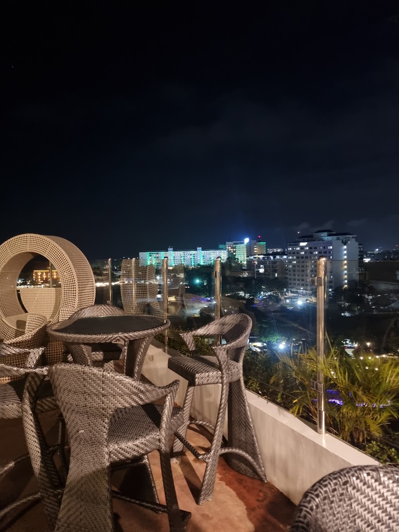 Room 801 Rooftop Bar and Restaurant at Cebu, Dumanjug