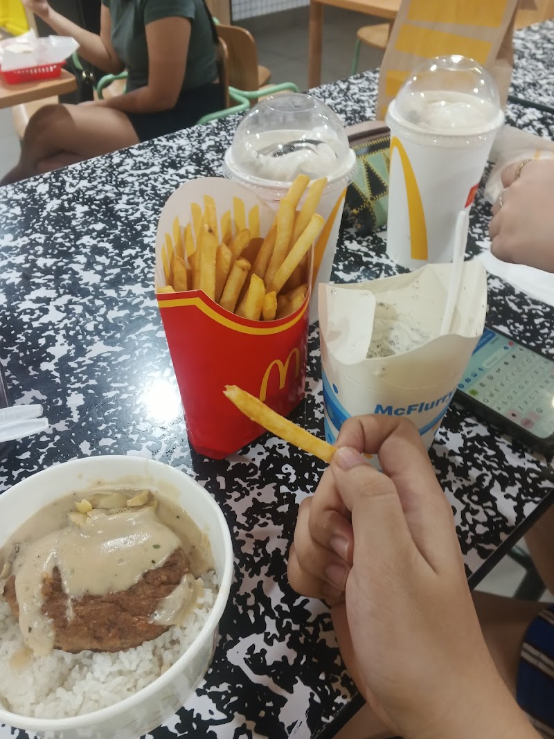 McDonald's Baretto Olongapo at Zambales, Iba